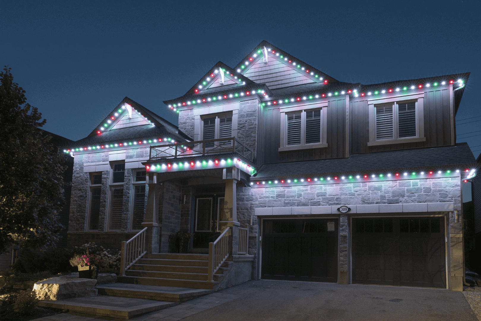 A Detailed Comparison of Permanent Christmas Lights in Calgary