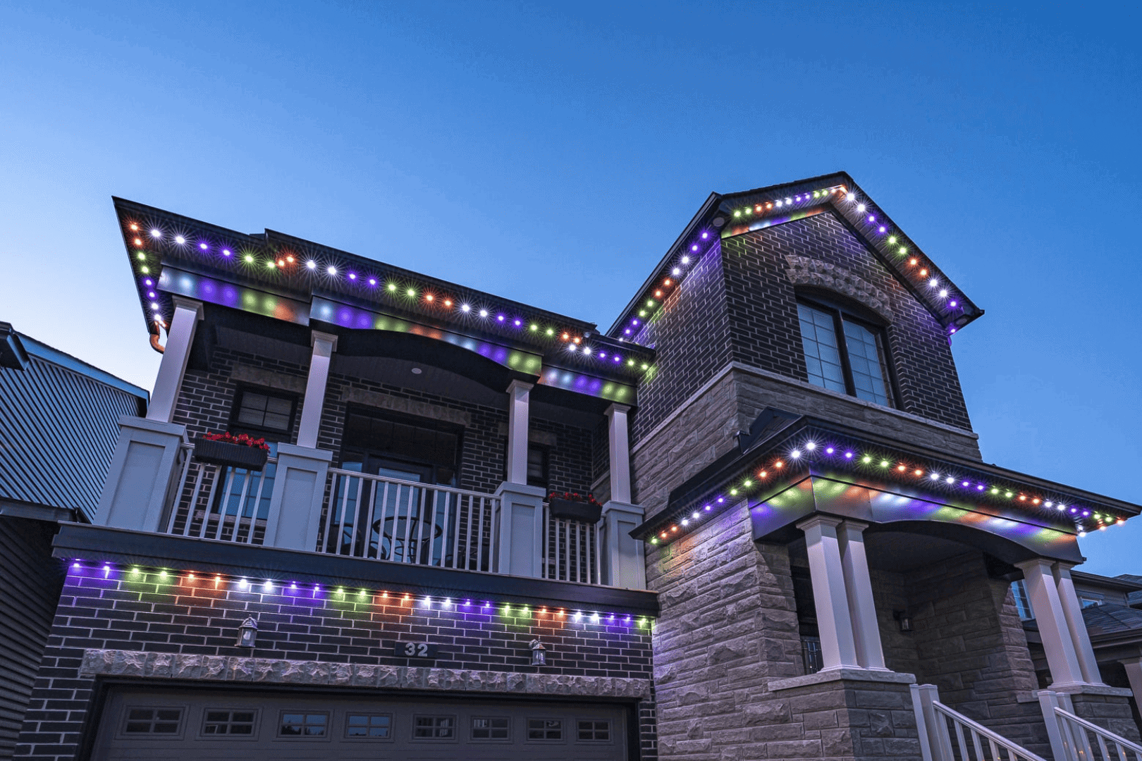 A Detailed Comparison of Permanent Christmas Lights in Calgary